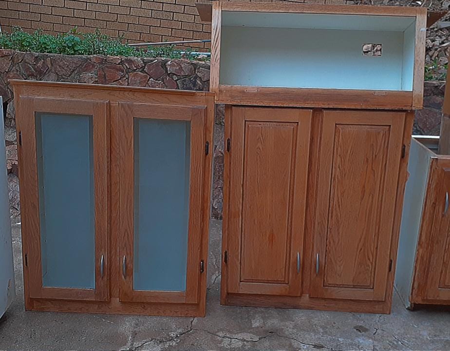 Second hand kitchen cupboards with black granite tops | Junk Mail