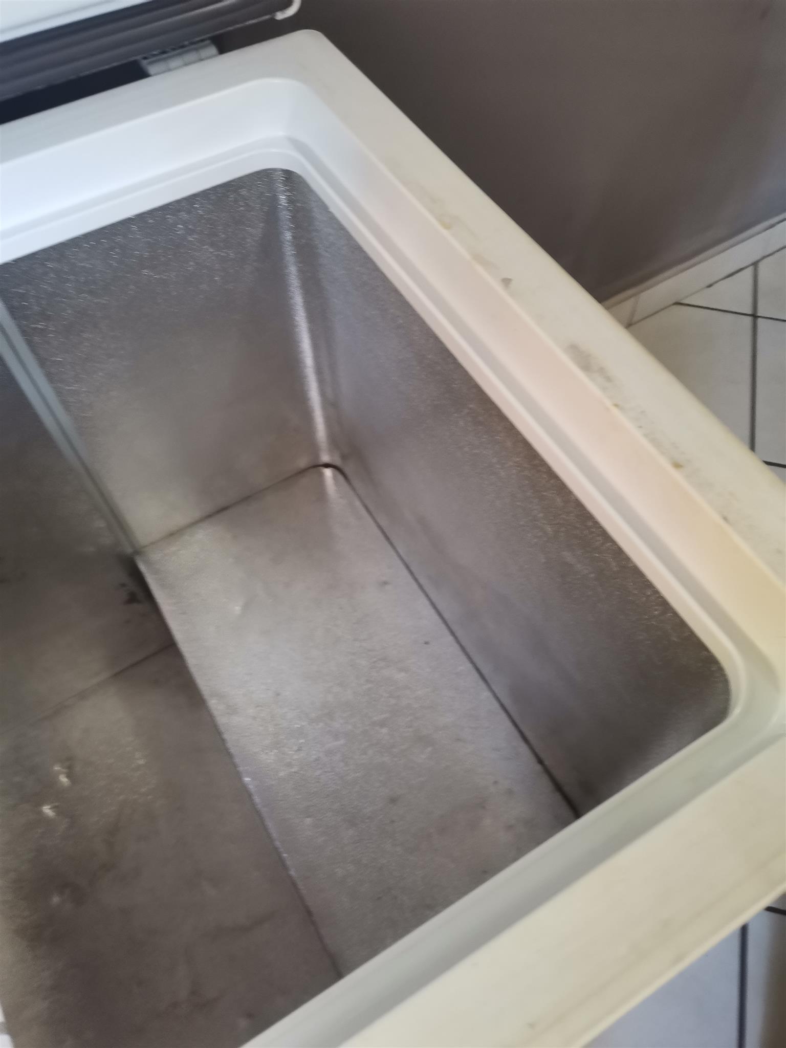 Defy Eco Chest Freezer | Junk Mail Marketplace
