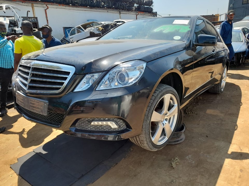Mercedes E Class Breaking For Spares | Reviewmotors.co