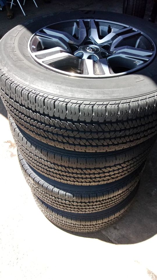17" Toyota Hilux/Fortuner mags with new 245/65/17 Bridgestone Dueler H ...