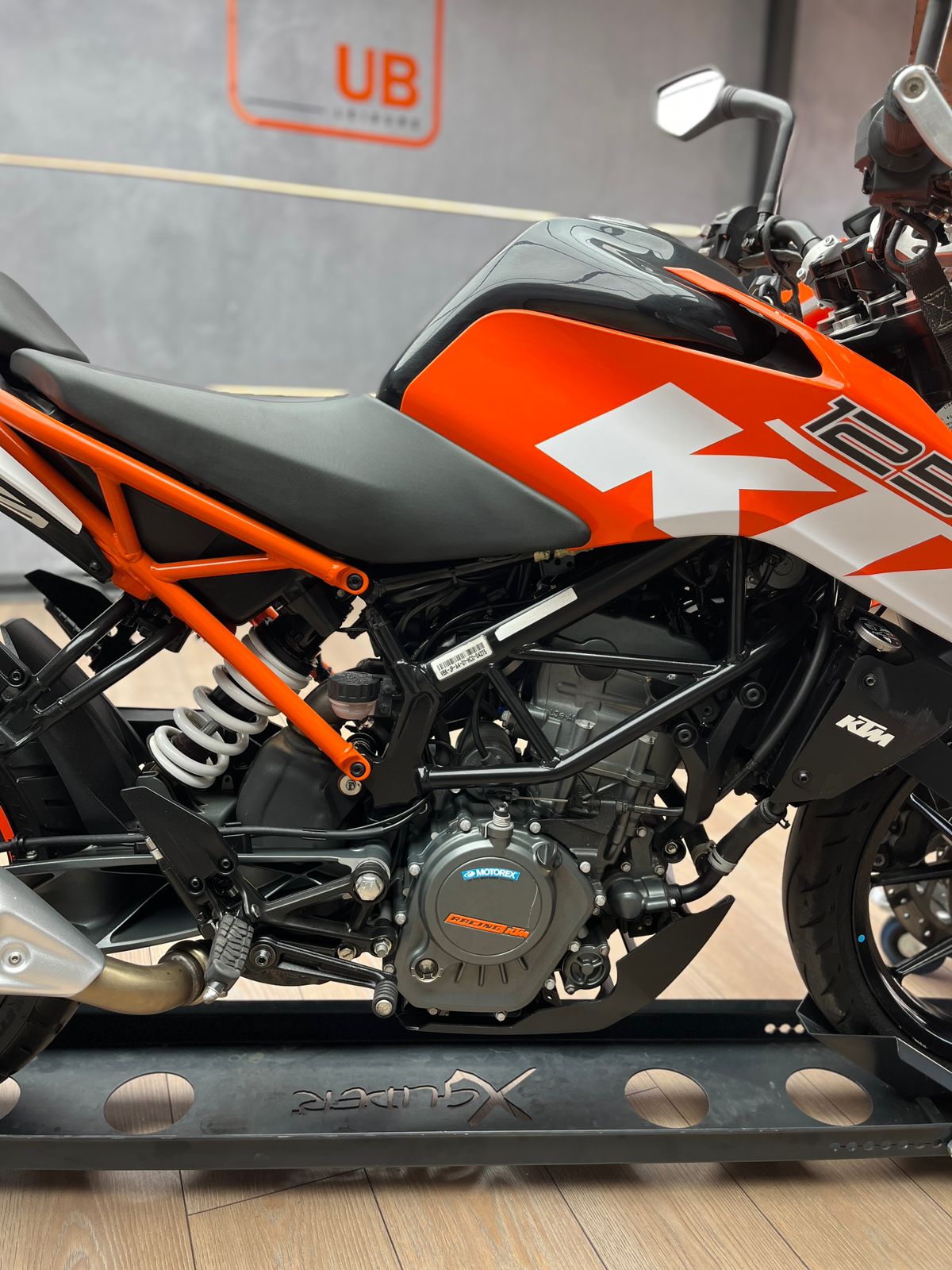 2017 KTM DUKE 125 | UB LEISURE | Junk Mail