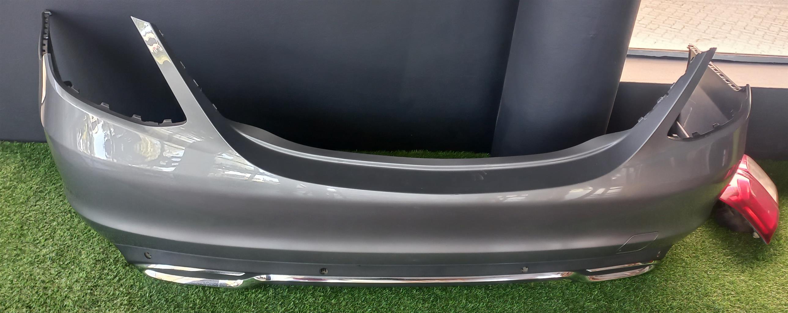Merc W205 rear bumpers *** | Junk Mail