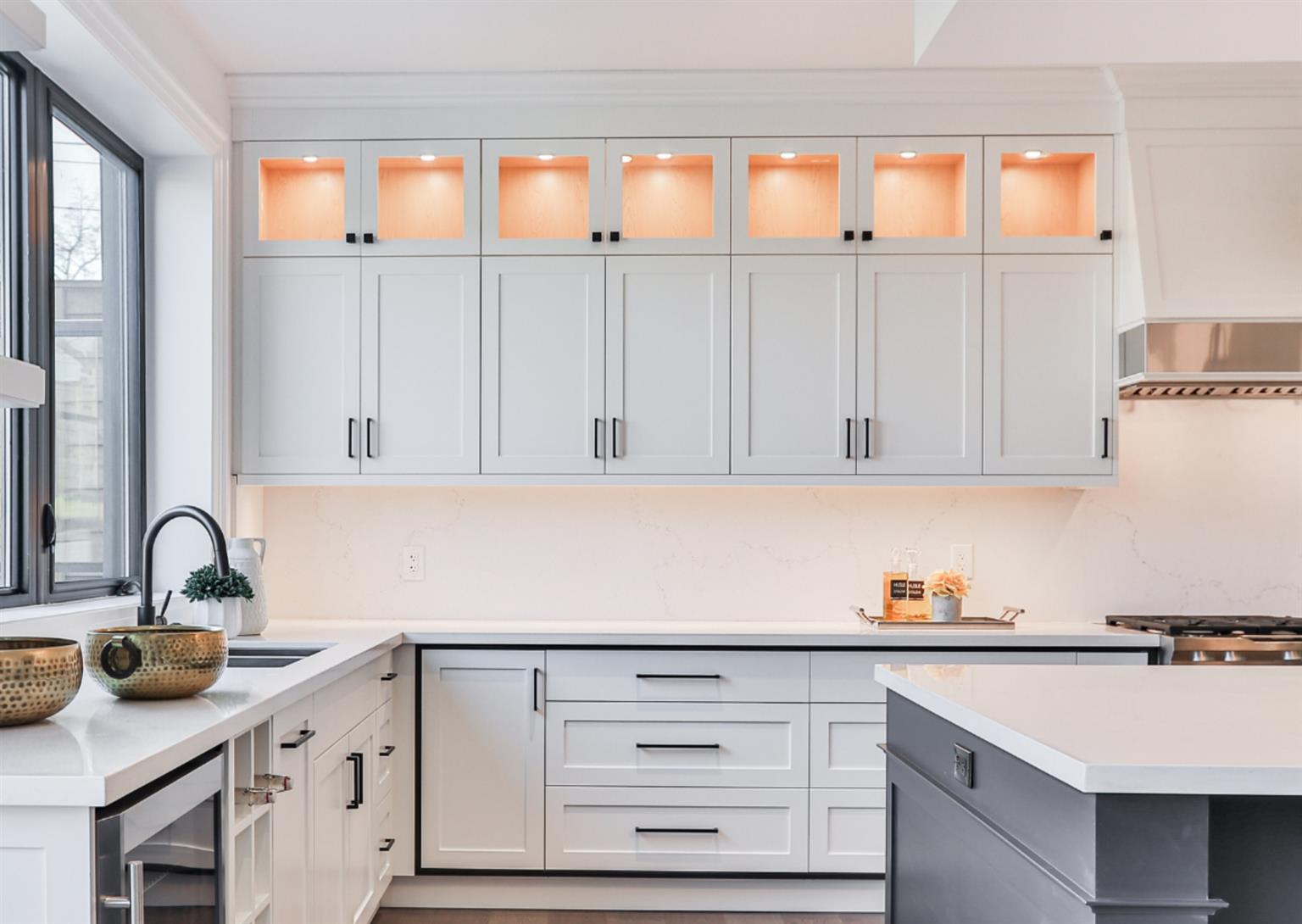 Gorgeous Shaker Kitchen Units - Timeless Elegance For Your Home | Junk Mail