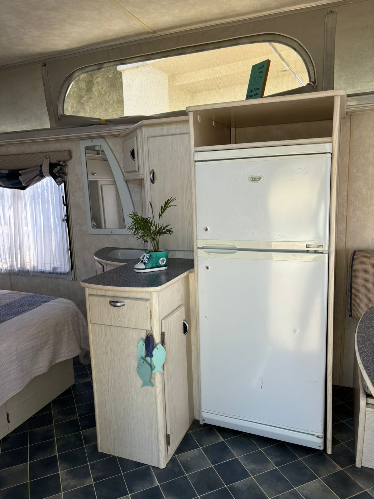 2005 Sprite Swing Caravan | Junk Mail Marketplace