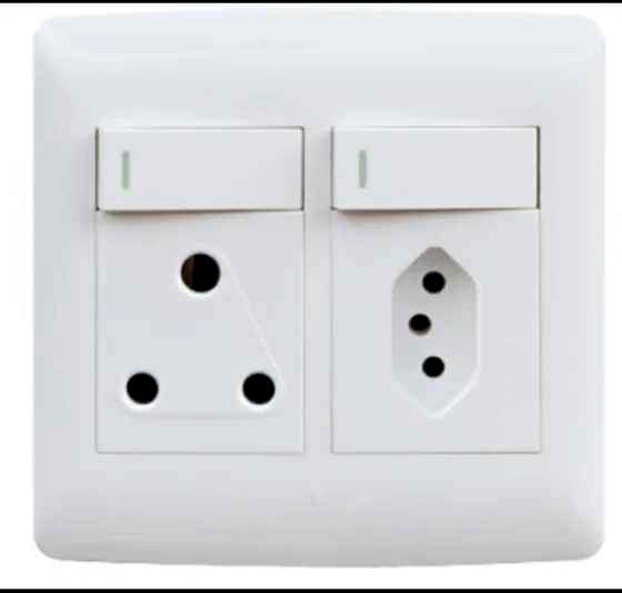Euro Single Electrical Wall Socket | Junk Mail Marketplace