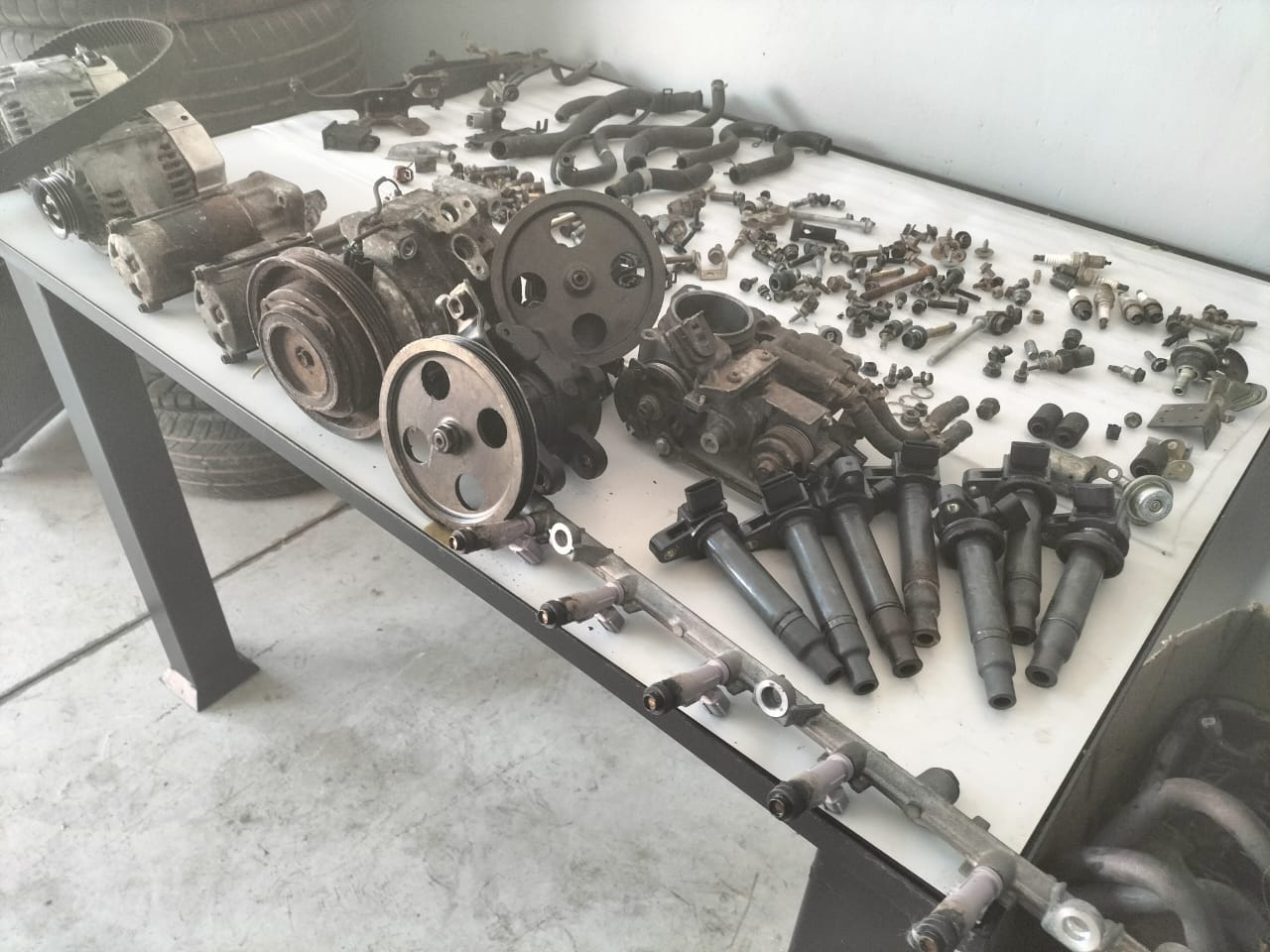 Complete Toyota Lexus 1GFE complete stripped engine | Junk Mail