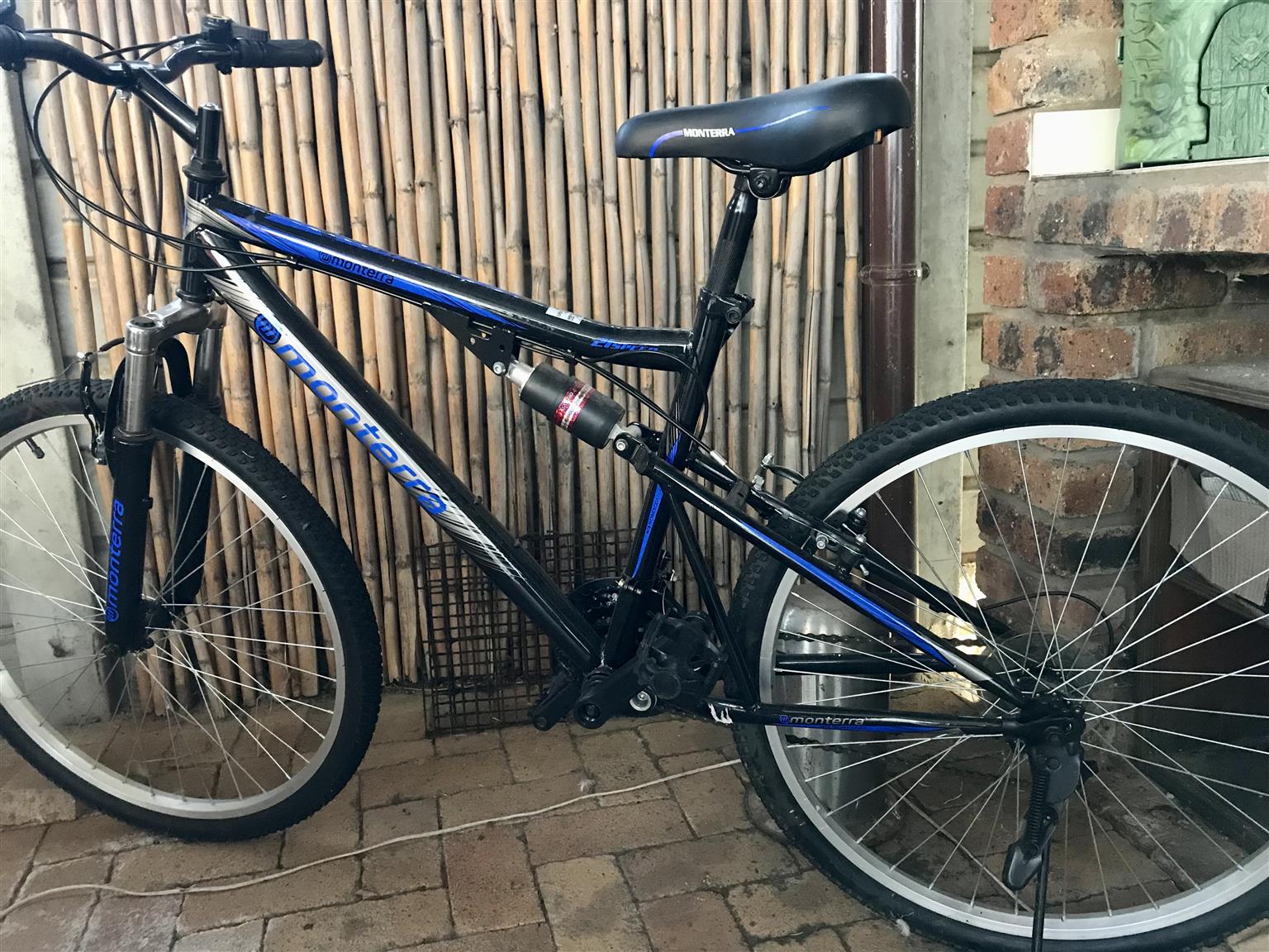 Monterra 26” dark blue mountain bike for sale in Rietfontein Pretoria ...