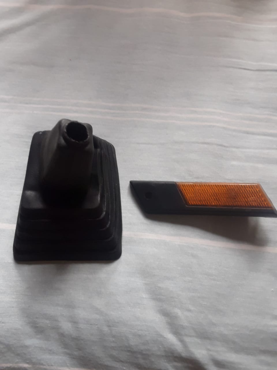 BMW E30 BOX SHAPE SPARES | Junk Mail