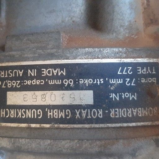 Bombardier Rotax 277 microlight pull start moter and 3 blade prop in ...