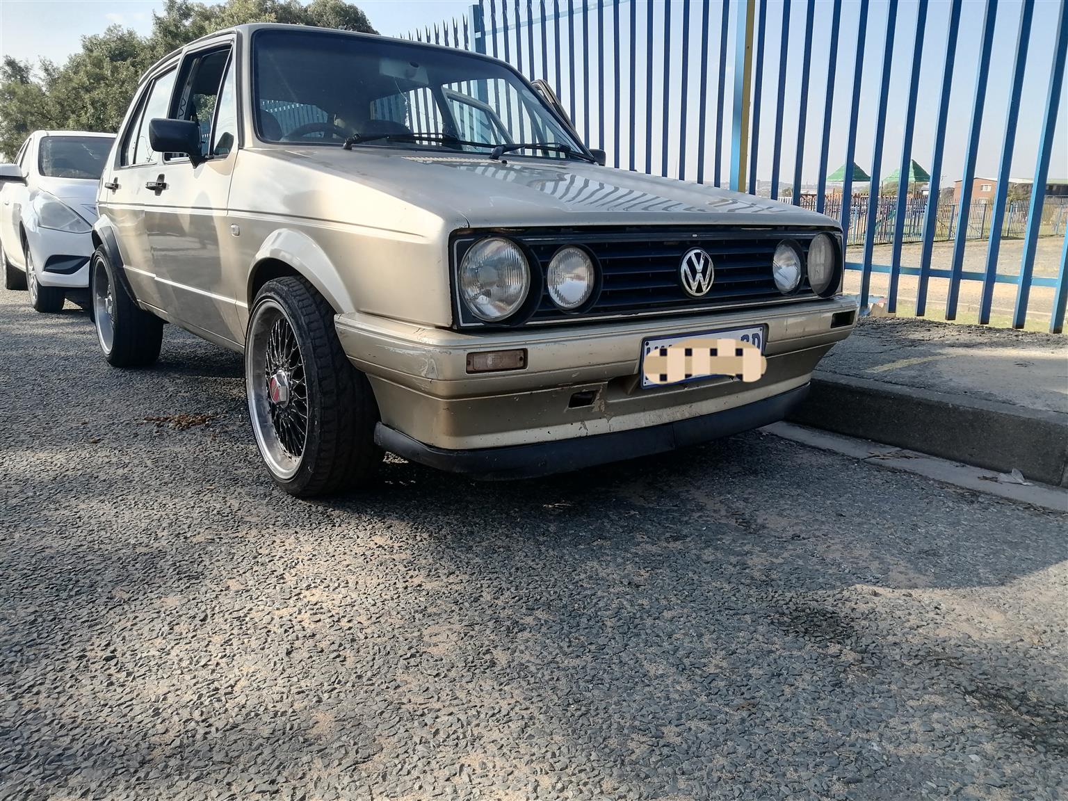 City Golf with mags URGENT SALE | Junk Mail Marketplace