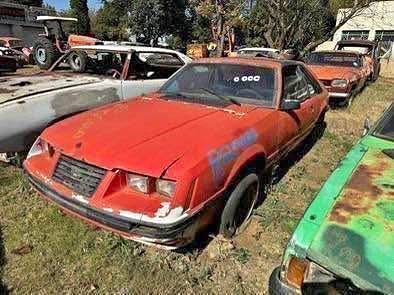 Ford Mustang - Foxy Body - Project No engine or gearbox | Junk Mail ...