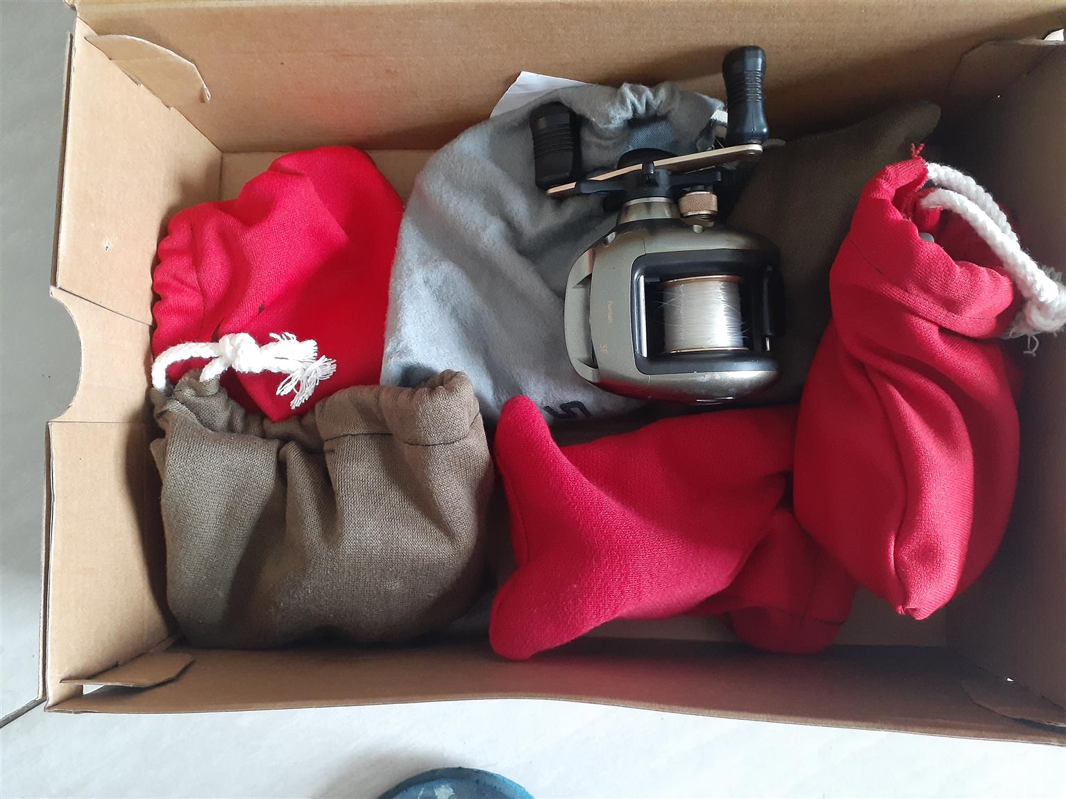 Various Bass fishing reels. Shimano: Chronarch, Curado, Coriolis ...