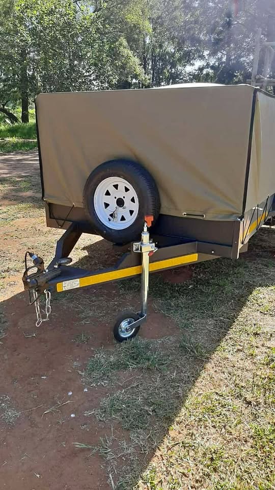 2025 Bon Voyage Trailers 3 meter with mesh and tarpaulin | Junk Mail ...