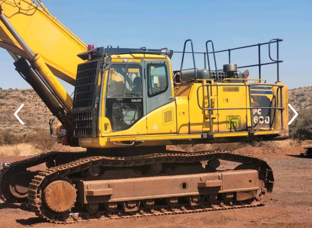 Komatsu PC600-7 2008 Excavator | Junk Mail