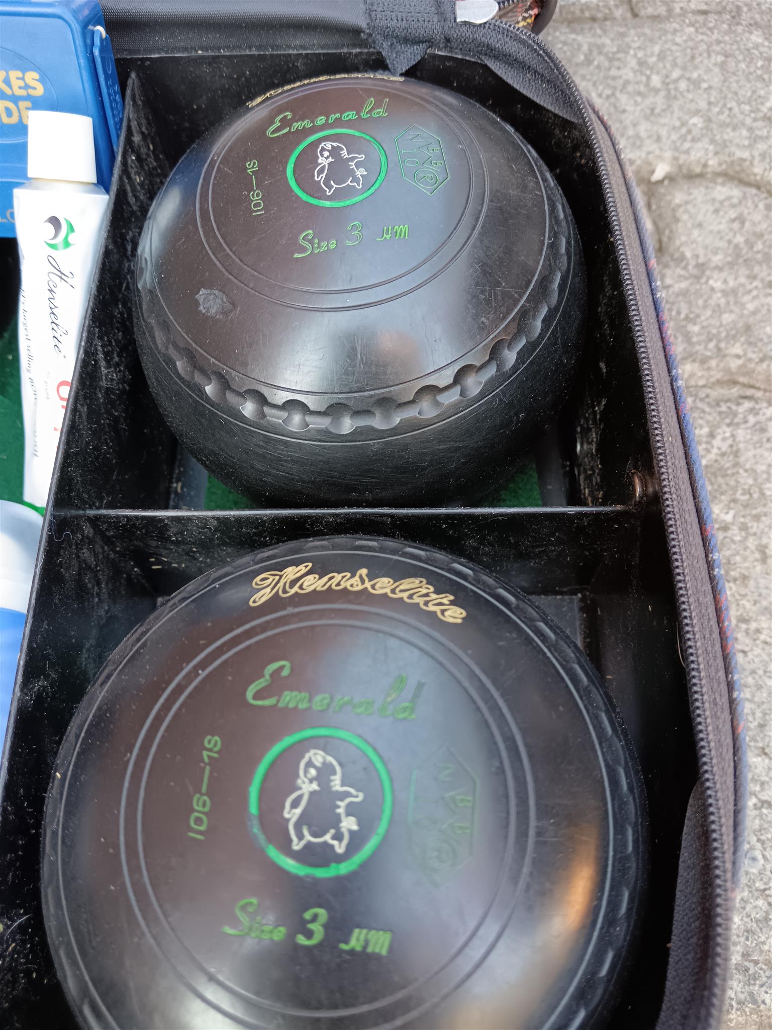 Lawn Bowls Henselite Emerald Size 3 lite | Junk Mail Marketplace