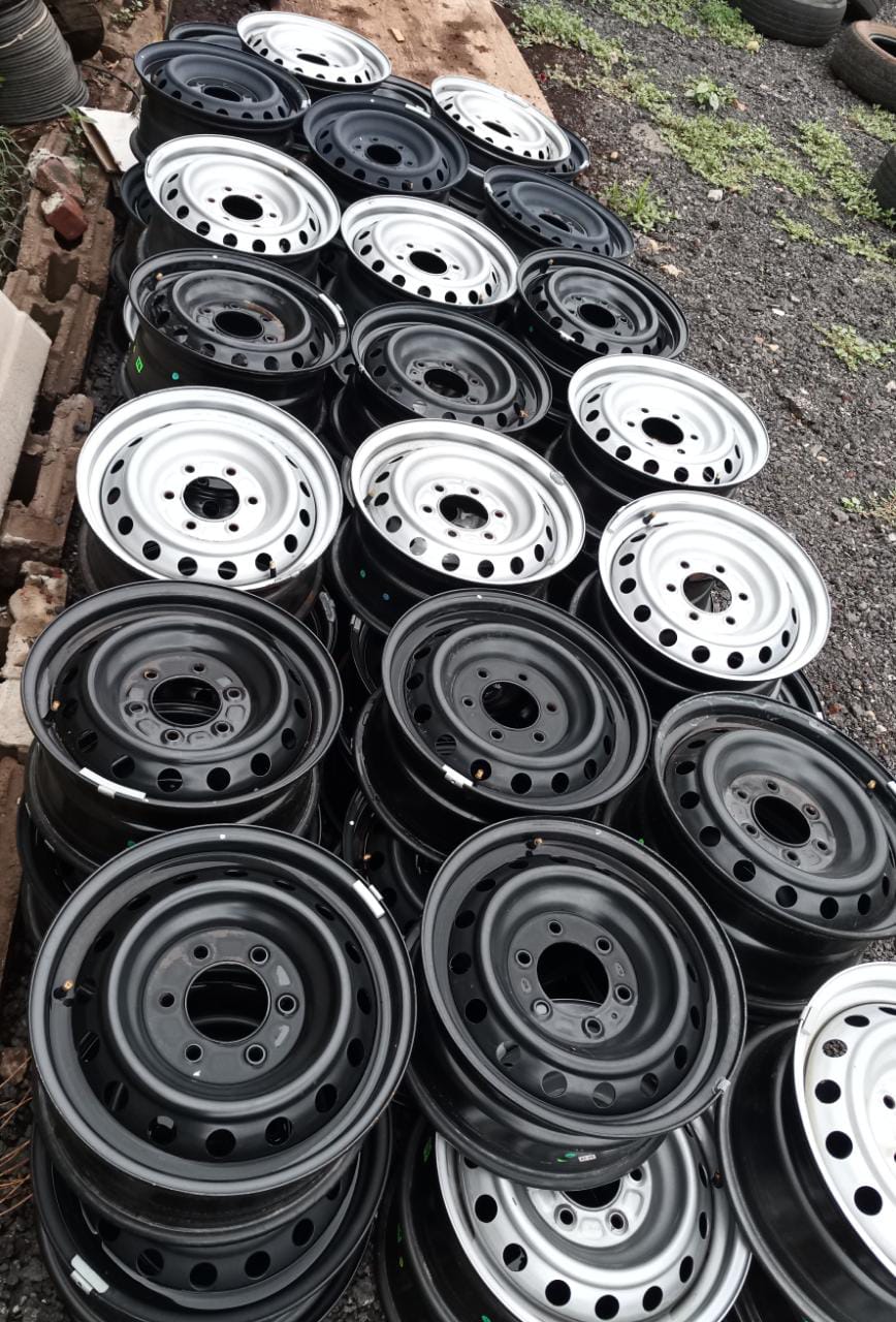 16inch to 18inch steel rims to use for spare for Bakkies like Toyota ...