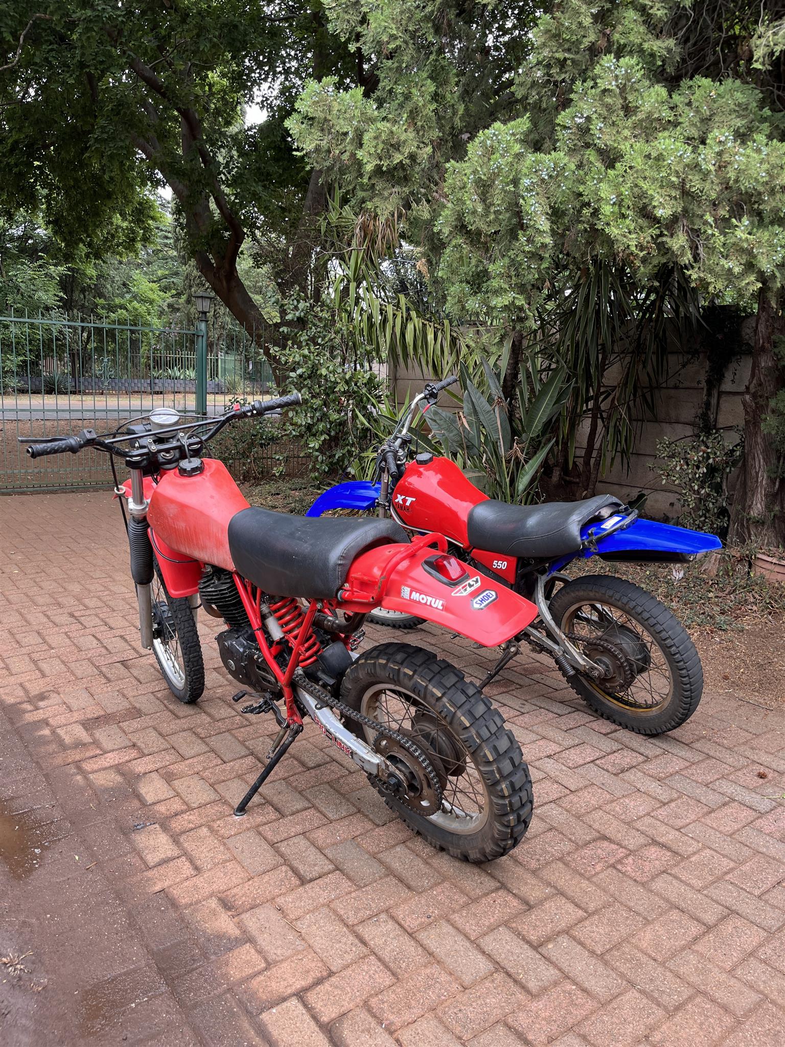 1983 HONDA XR500 and YAMAHA XT550 | Junk Mail Marketplace