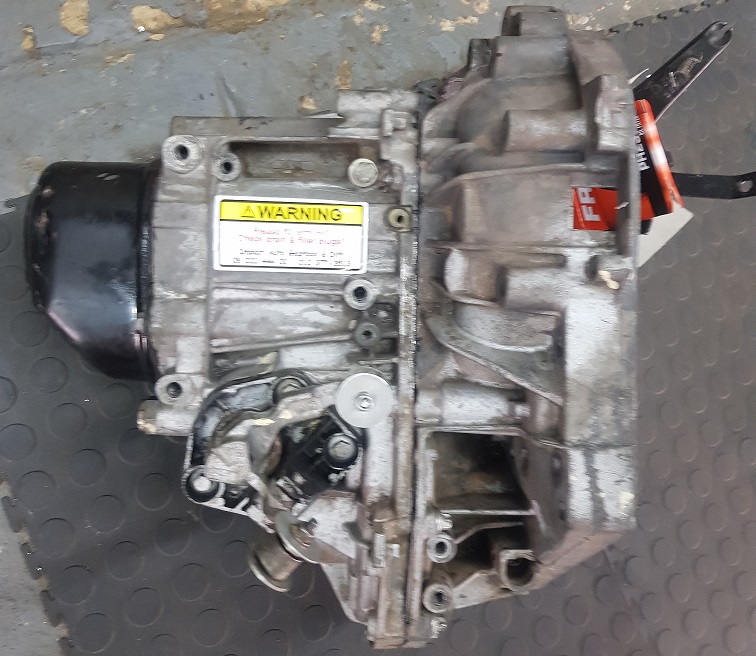 NISSAN NP200 5SPD GEARBOX | Junk Mail