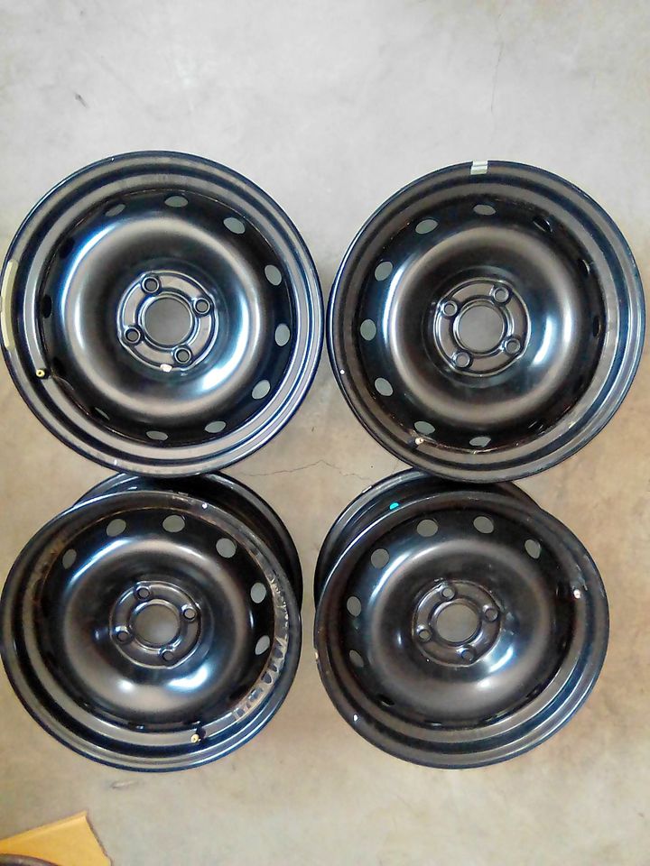 15" Nissan Np 200 steel rims (4x100pcd) can fit on Toyota,Chevy,VW Golf ...