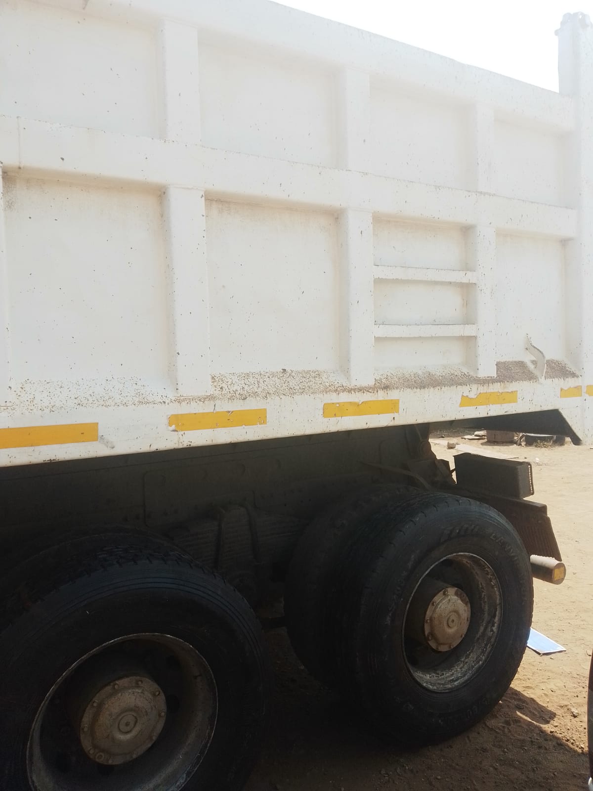 MAN F2000 10 CUBE TIPPER 2005 | Junk Mail