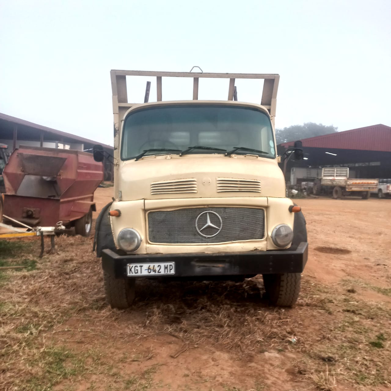 Mercedes Benz 1517 | Junk Mail Marketplace
