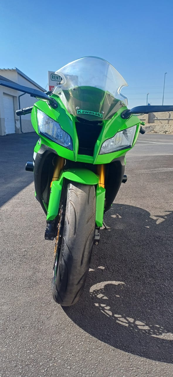 KAWASAKI ZX-10R | Junk Mail Marketplace