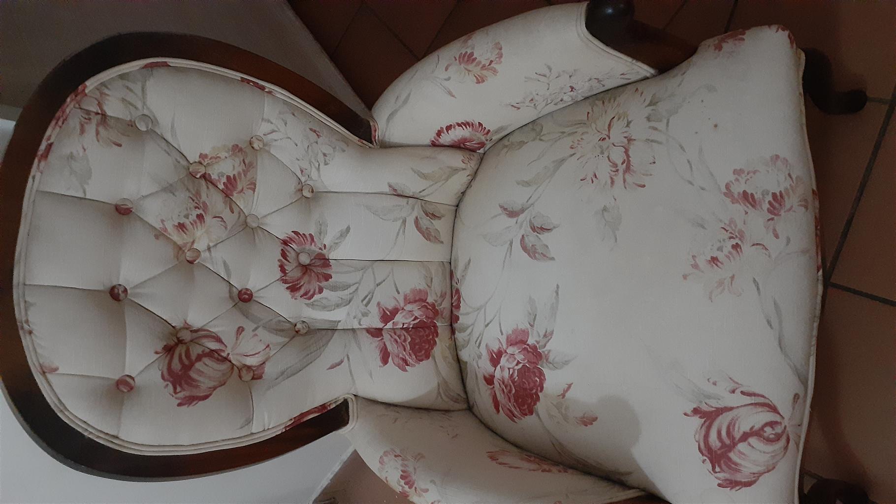 Queen Anne Vintage Chairs | Junk Mail