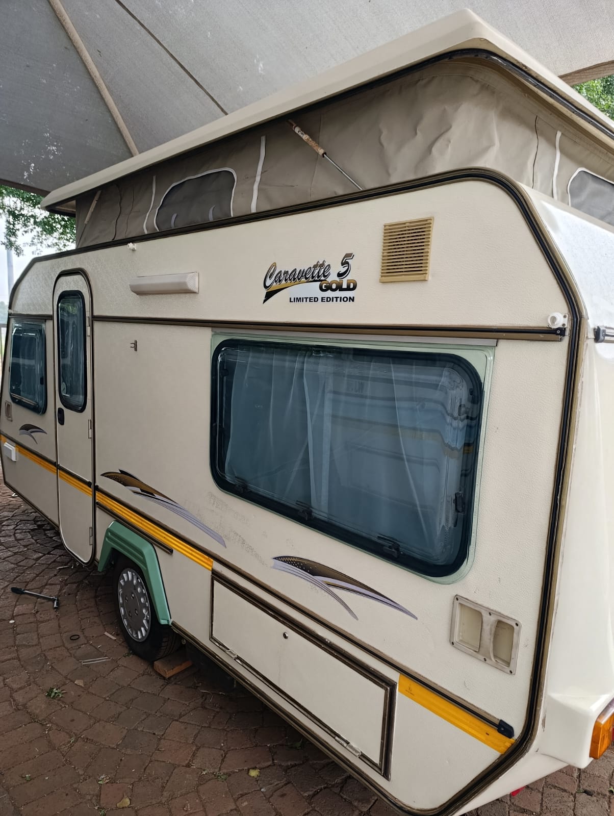 1990 Gypsey Caravette 5 Gold LIMITED EDITION | Junk Mail Marketplace