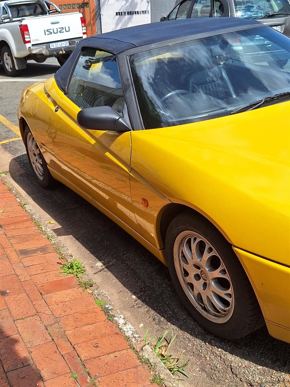 Alfa Romeo Spider Coupe | Junk Mail Marketplace