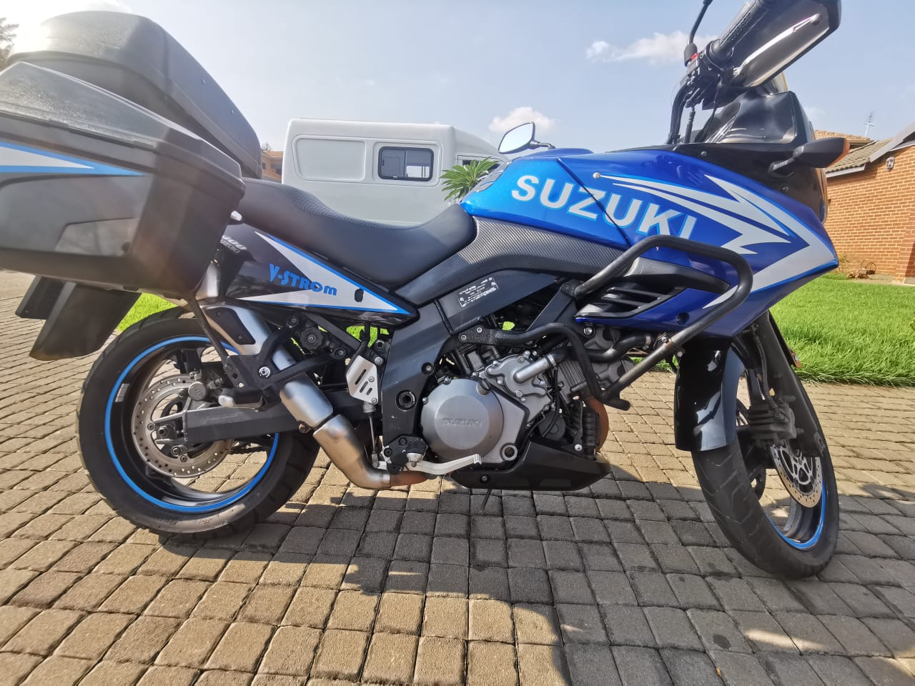 Suzuki DL1000 v-storm | Junk Mail