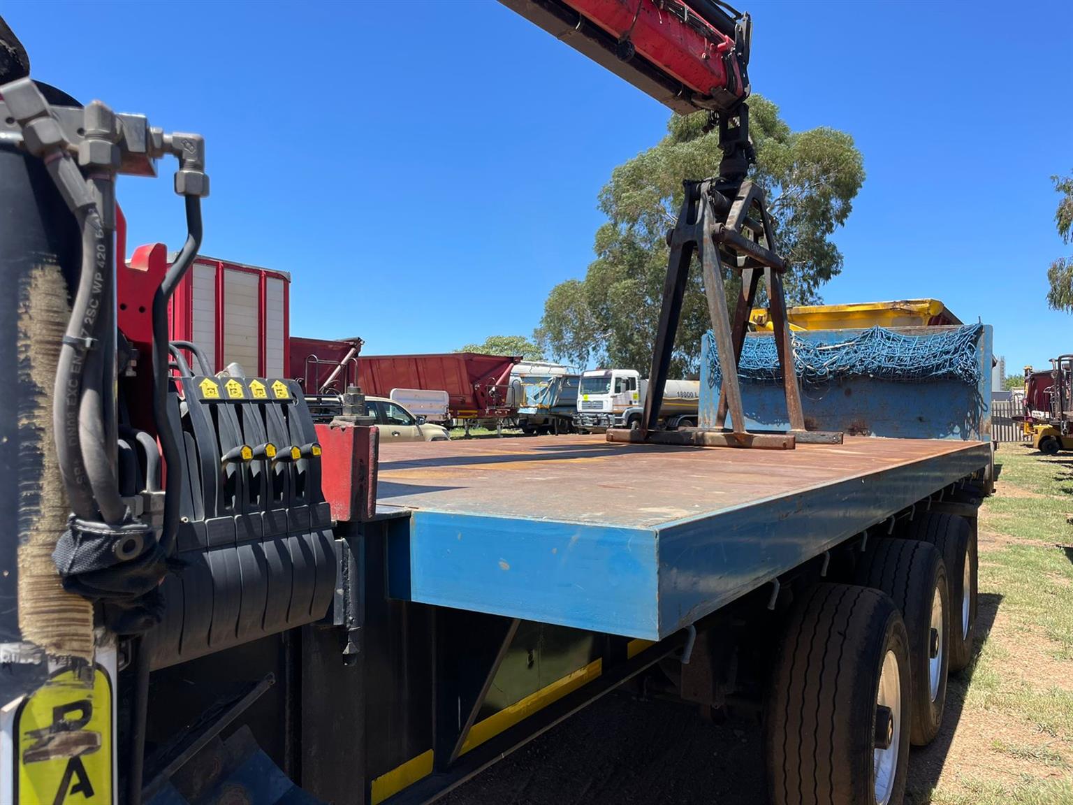 2021 Henred Fruehauf tri axle brick trailer | Junk Mail