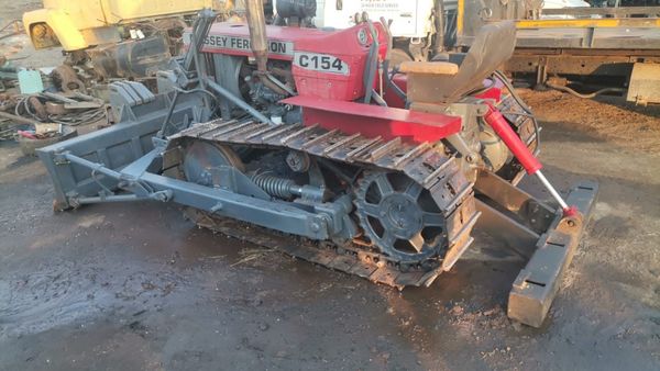 Massey Furgeson C154 Dozer | Junk Mail Marketplace