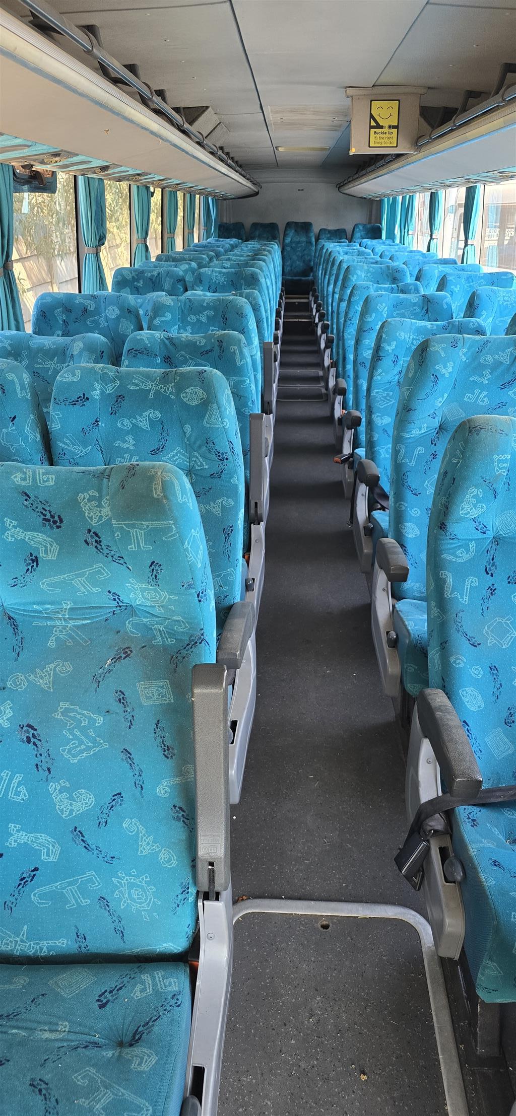 Mercedes benz bus 0500 engine on Marcopolo body ,runner | Junk Mail ...