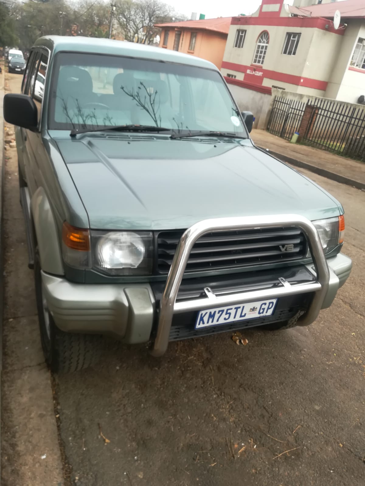 Mitsubishi pagero | Junk Mail