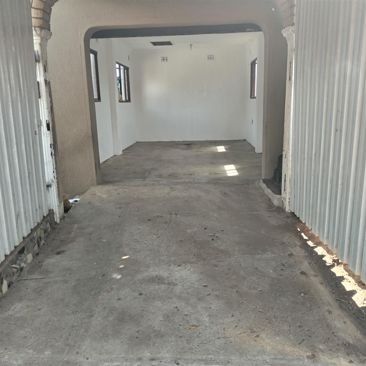 Beautiful outhouse for rent | Junk Mail