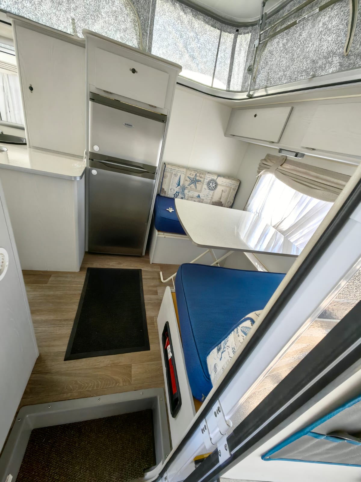 2017 Sprite Swing | Junk Mail