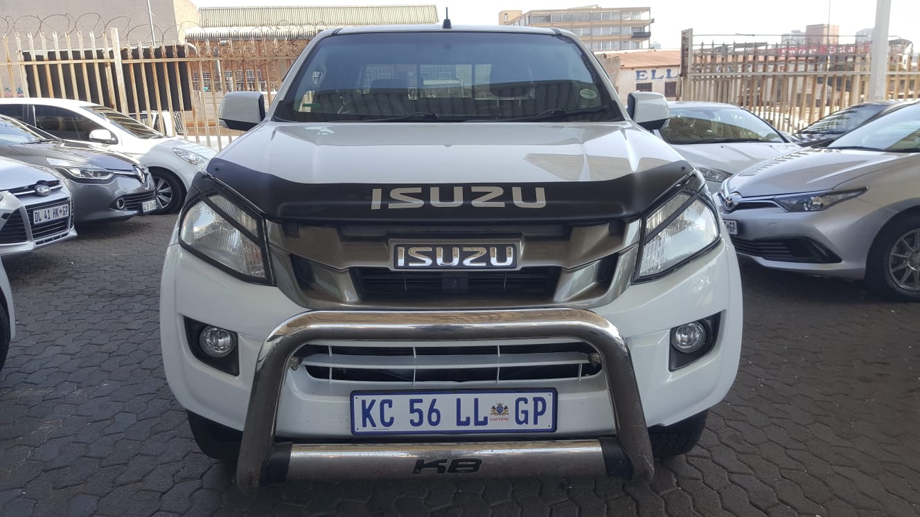 Isuzu Kb250 Extended Cab | Junk Mail
