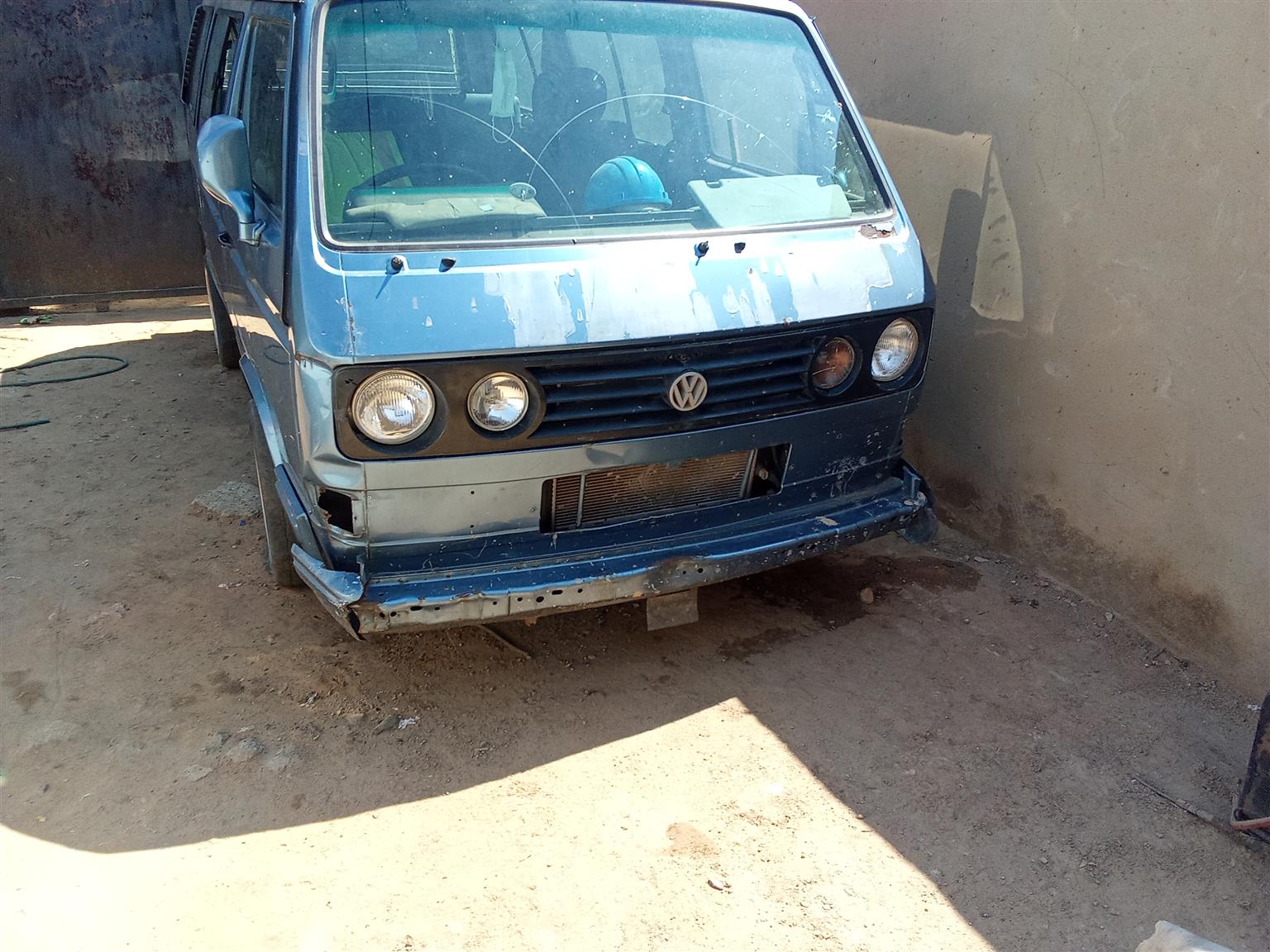 VW Microbus/Caravelle complete body no papers for sale | Junk Mail