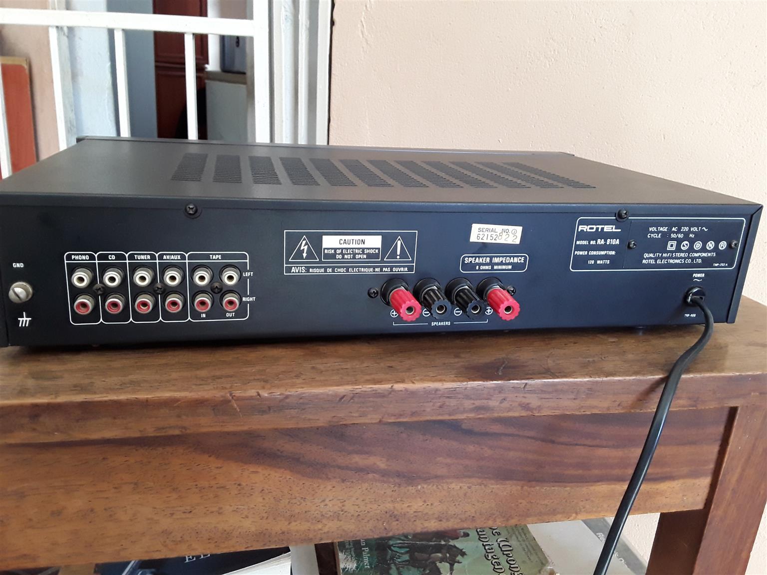 Rotel Integrated Stereo Amplifier RA 810A | Junk Mail