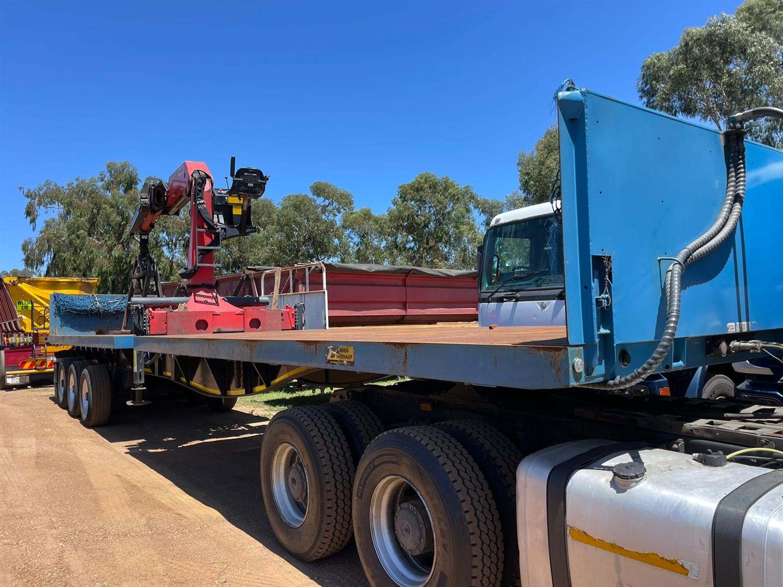 2021 Henred Fruehauf tri axle brick trailer | Junk Mail