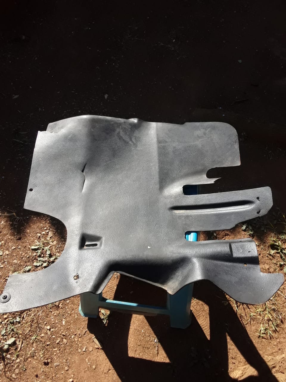 BMW E30 BOX SHAPE SPARES | Junk Mail