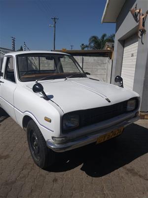 MAZDA F1000, 1971 MODEL COLUMSHIFT BAKKIE | Junk Mail